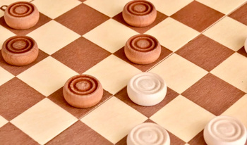 Shashka o‘yinlar Onlayn: Bepul oʻynang: Playhop